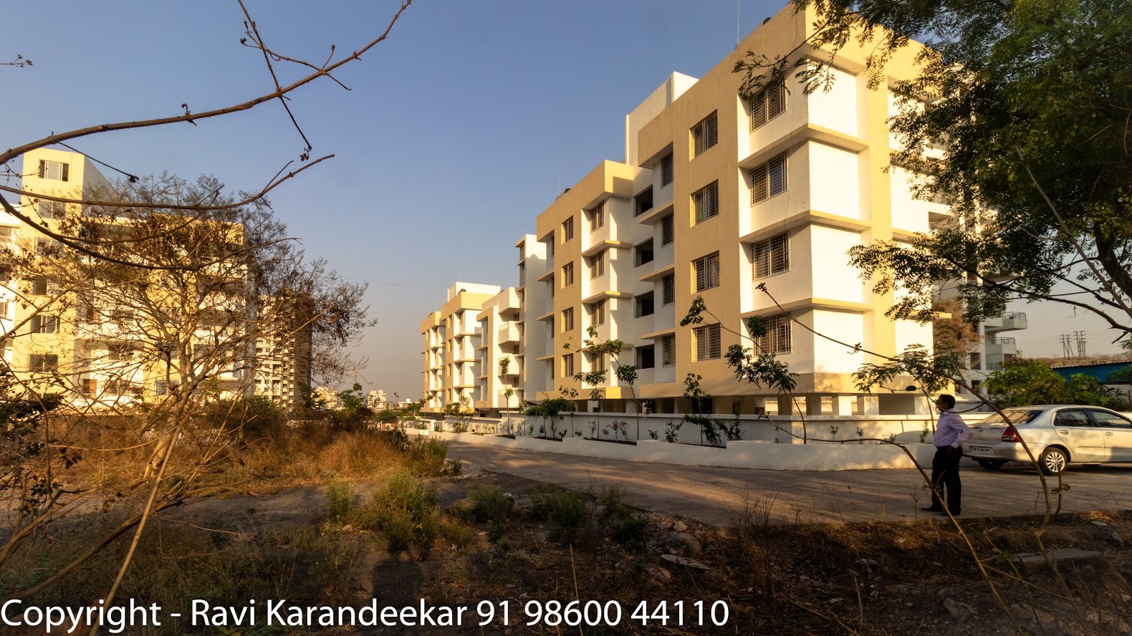 Ravi Karandeekar's Pune Real Estate Market News Blog: Ready possession 1 and 2 BHK Flats in Kothrud