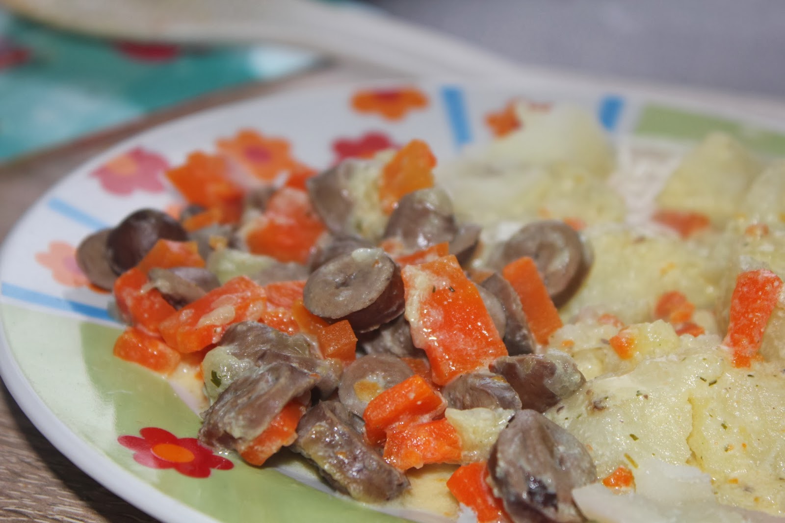 Neringos užrašai: Vištos širdelių guliašas