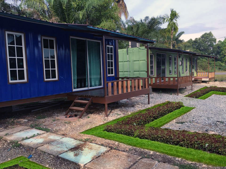 Johari Chalet Pantai Remis Perak