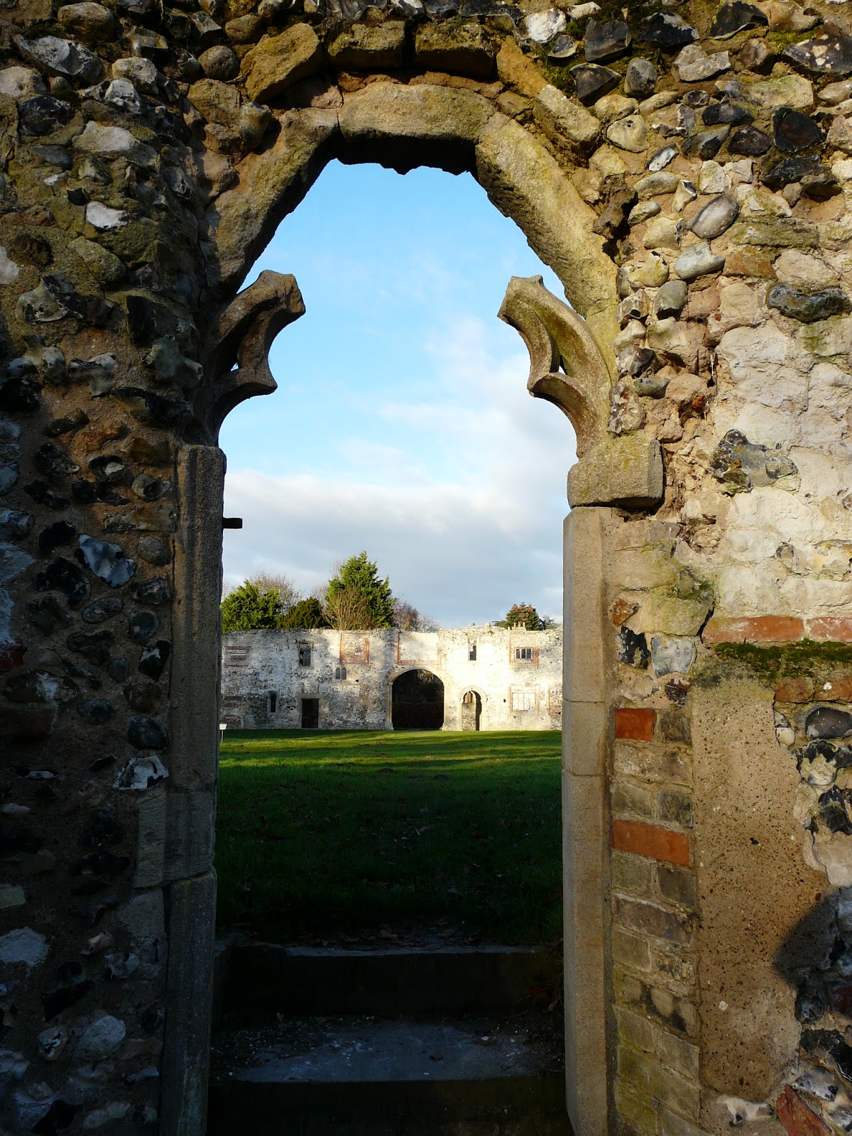 Cindy's Snaps: Thetford Priory, Nunnery Lakes Nature Reserve and ...