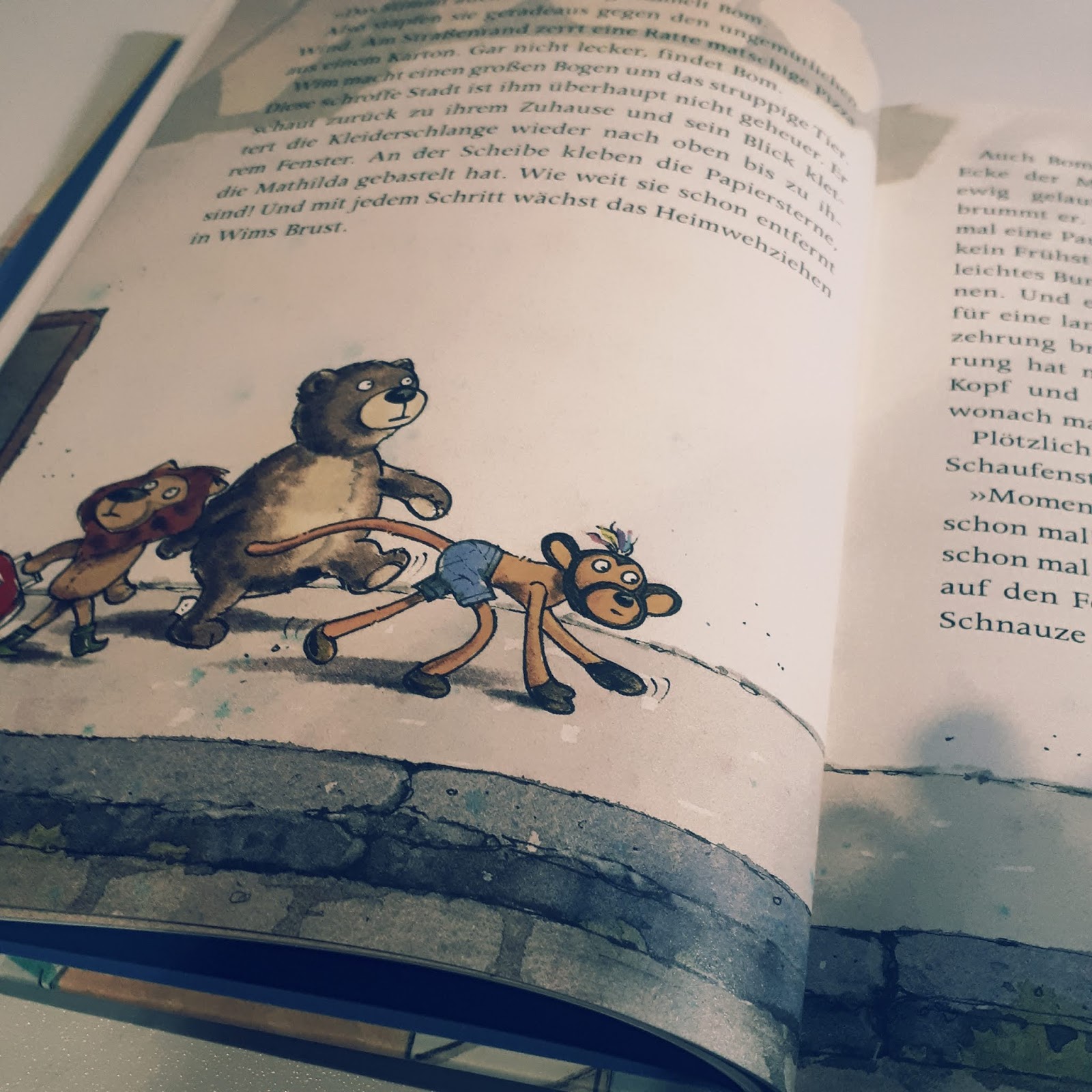 Moonie's Welt: (Mama liest vor) Drei Helden für Mathilda - Oliver Scherz