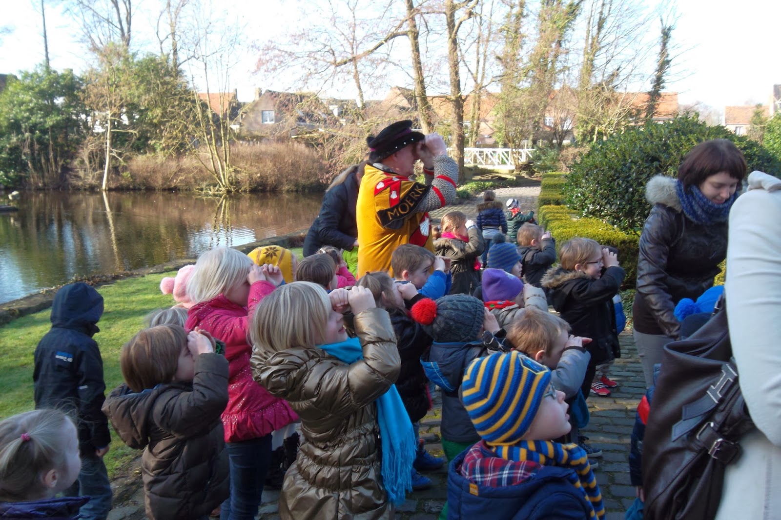 de pimpamkikkerklas: naar het kasteel in Moerkerke