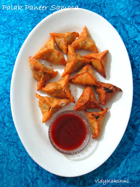 Palak Paneer Samosa (Cheese & Spinach Samosa)