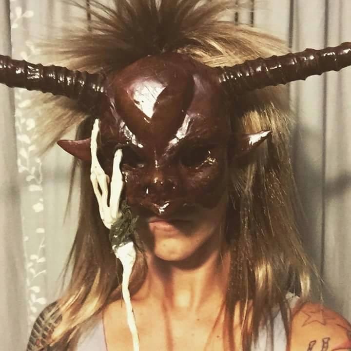 Thea's Krafty Kitchen: Goblin king mask From the movie The Labyrinth
