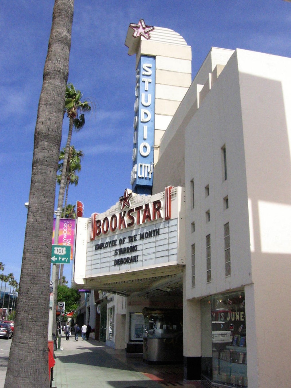 Los Angeles Theatres: Studio City Theatre