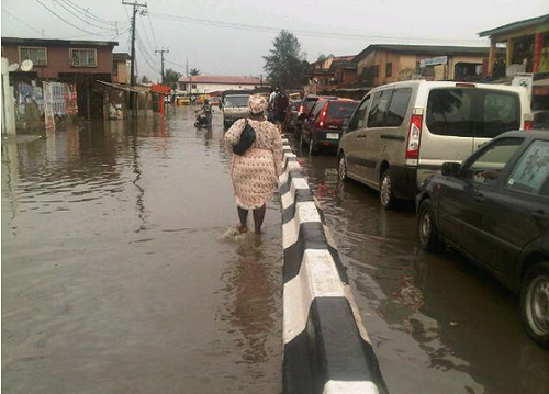 Photos: Heavy Rainfall Caused Flooding In Lagos Today - NaijaGists.com ...
