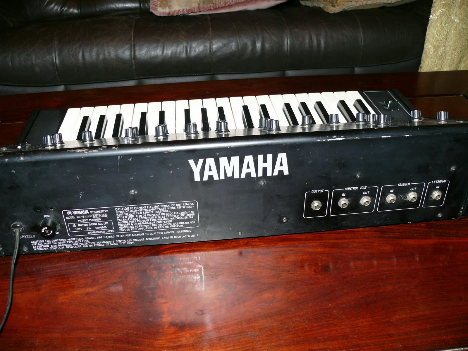 MATRIXSYNTH-B: Yamaha CS-5 Monophonic Analog Synth SN 1427