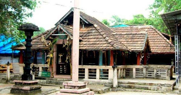 Mannadi Bhagavathy Temple – History - Timings - Story of Velichappadu ...