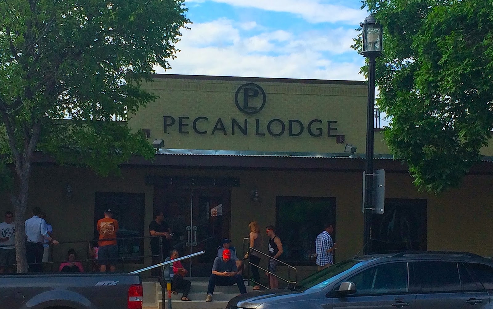 Livin The Good Life: Pecan Lodge-Deep Ellum