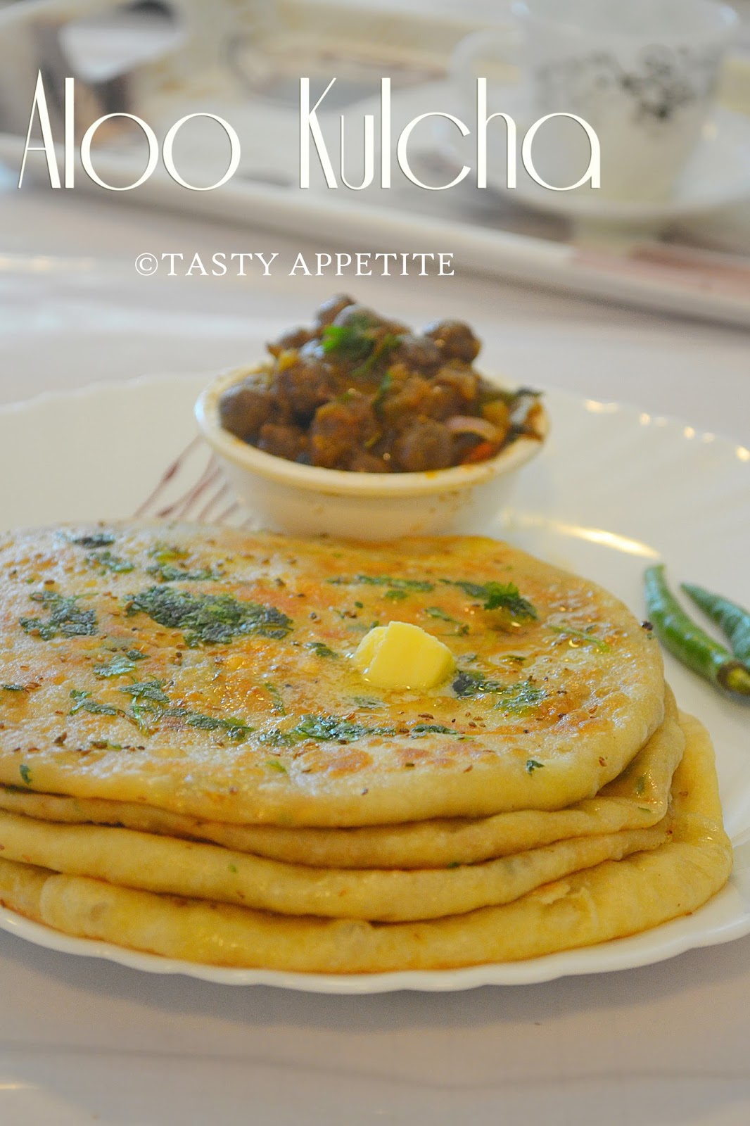 Stuffed Aloo Kulcha / Stuffed Kulcha / Aloo Paneer Kulcha / Healthy ...