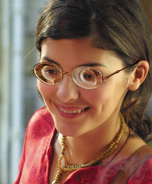 Glasses stories and morphs: A girl with myodisc glasses