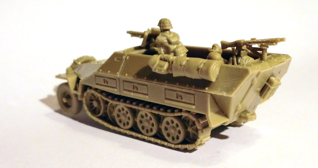 The Figure Fanatic: Plastic Soldier Company SdKfz 251/1 D.