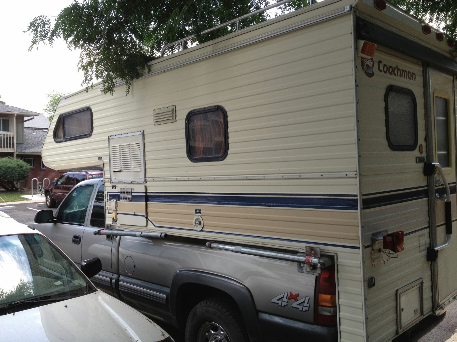 Treasures of the Rockies: '89 Coachman Cab-over camper
