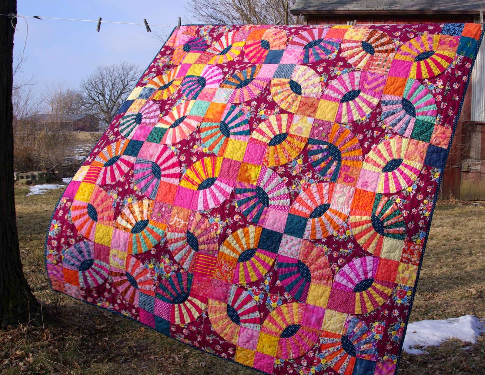 Sane, Crazy, Crumby Quilting: Blogger's Quilt Festival - Hand Quilted ...