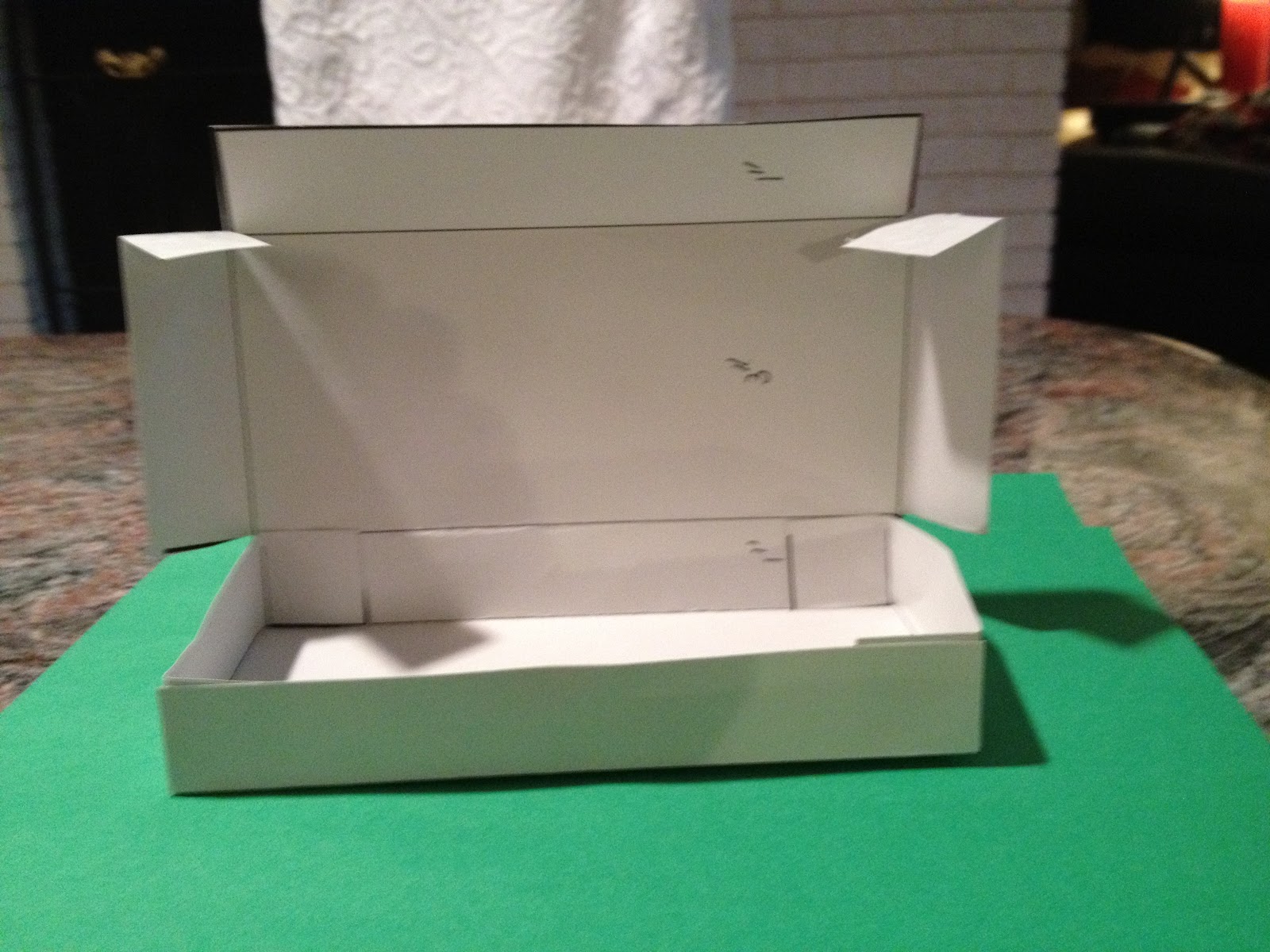 Outside the Box: Small Gift Box from One Piece of Cardstock