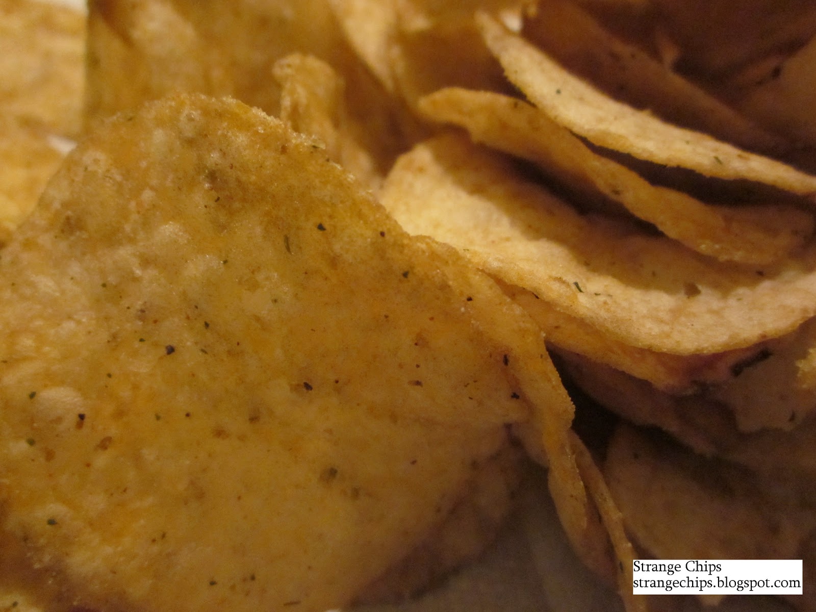 Strange Chips: Lay's Chicken & Waffles
