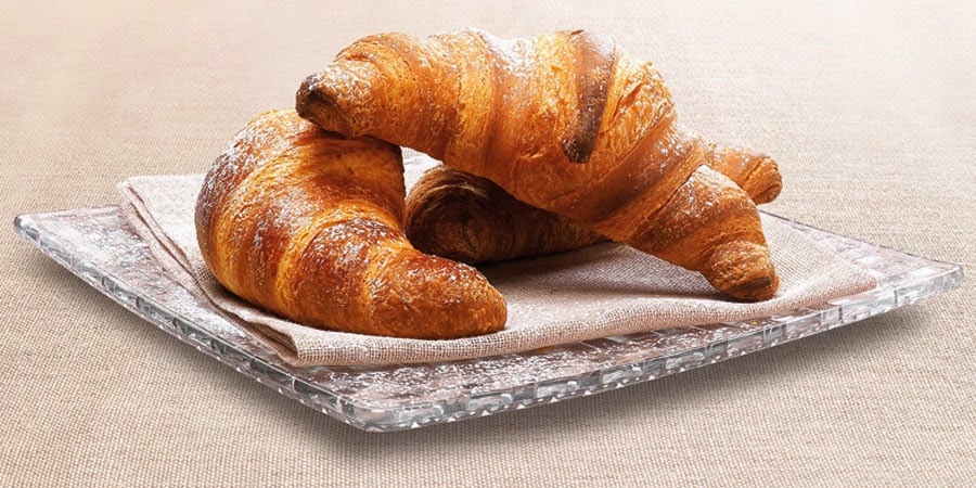Paris Black & White: The croissant : The star of French pastries ...