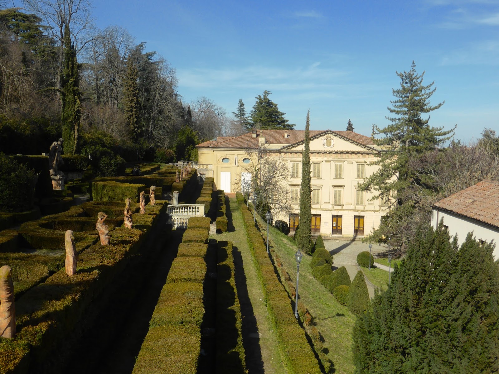 Facciamo un giro in centro?: VILLA SPADA E MUSEO DEL TESSUTO