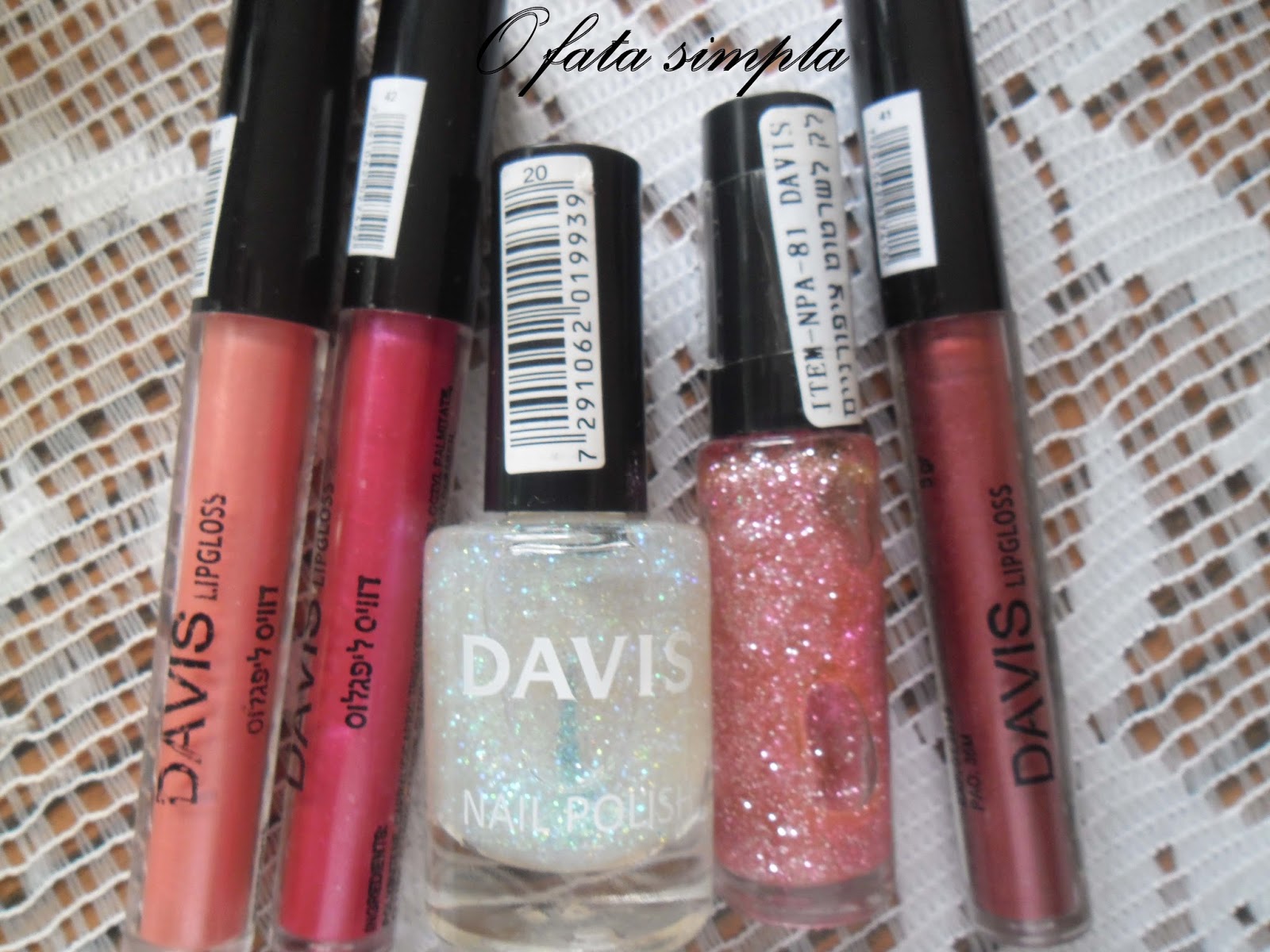 O fata simpla: Gifts from Israel