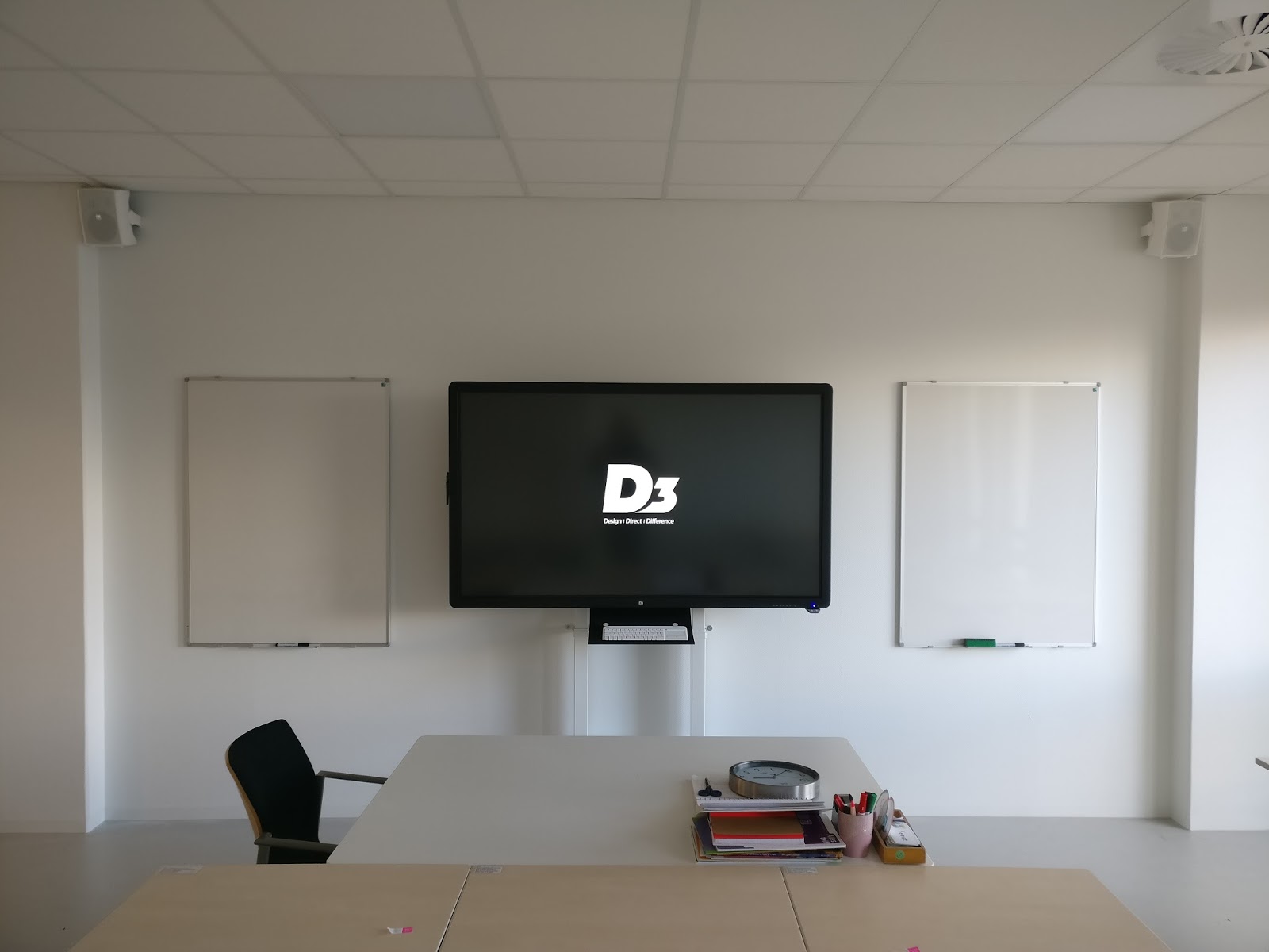 Digiborden en Touchscreens: Installatie van het touchscreen in het ...