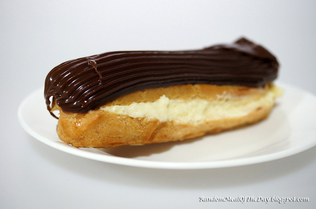 The Dessert Diary: The Perfect Creamy-Puffy-Profiterole