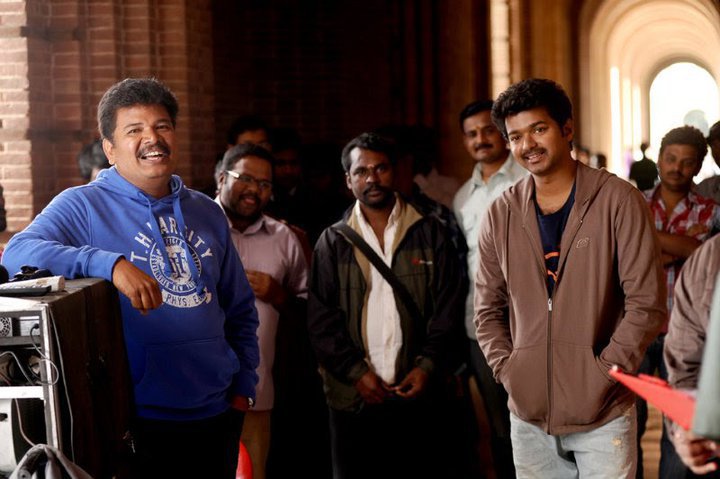 we provide all free here...: 3- Idiots Tamil Remake Working Stills ...