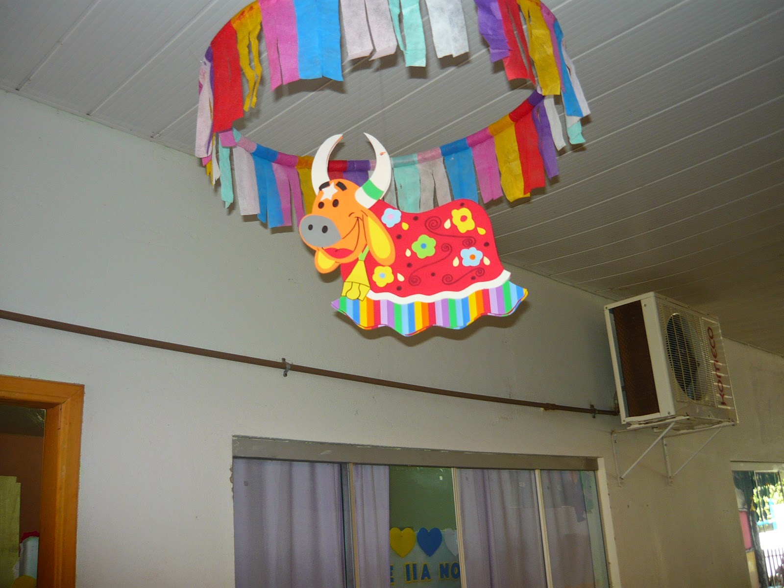 Professora Vanessa: DECORAÇÃO FOLCLORE PARTE 3