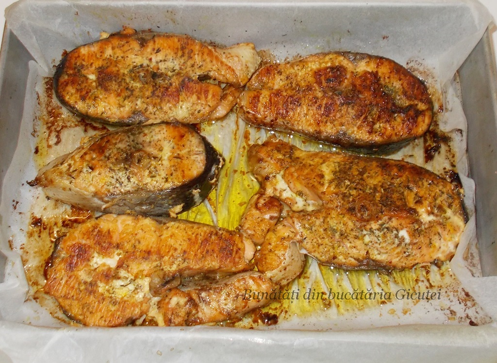 Somon aromat la cuptor - Bunătăți din bucătăria Gicuței