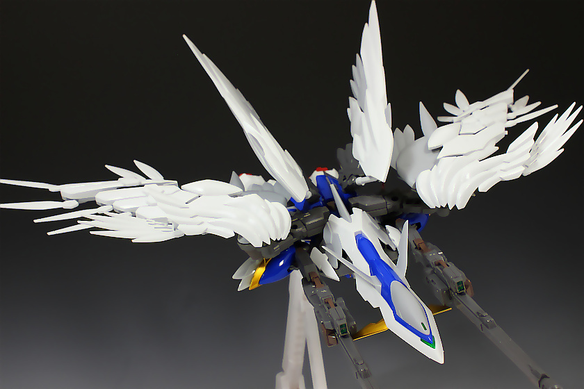 [ Review ] - Hi-Res 1/100 - Gundam Wing Zero Custom