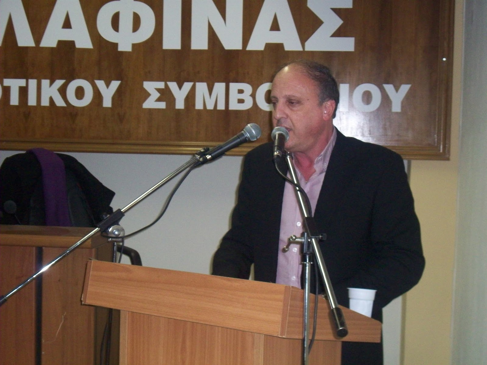ΟΛΥΜΠΟΥ "ΣΧΟΛΙΑ": ΔΥΟ ΞΕΝΟΙ ΣΤΗΝ ΙΔΙΑ ΠΟΛΗ...