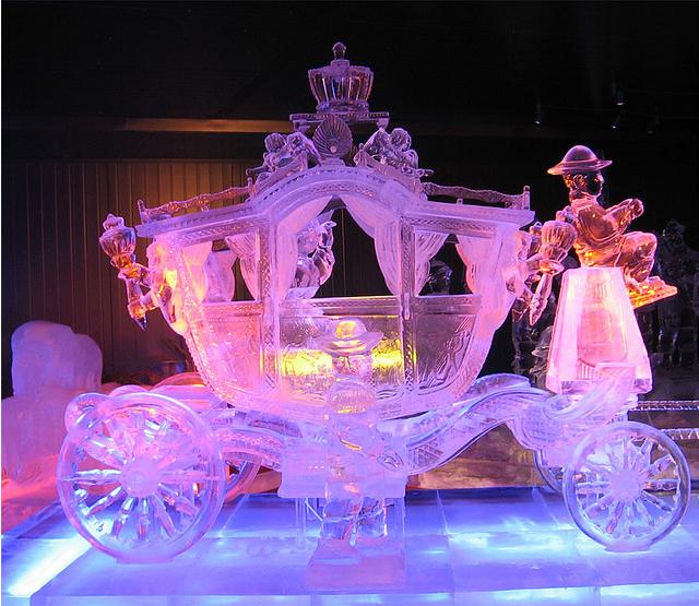 Simply Creative: Amazing Ice Sculpture