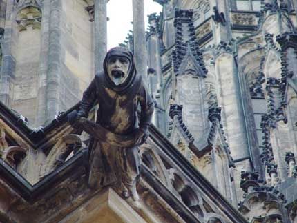 DAIMONOLOGIA: The Christian History of the Gargoyle