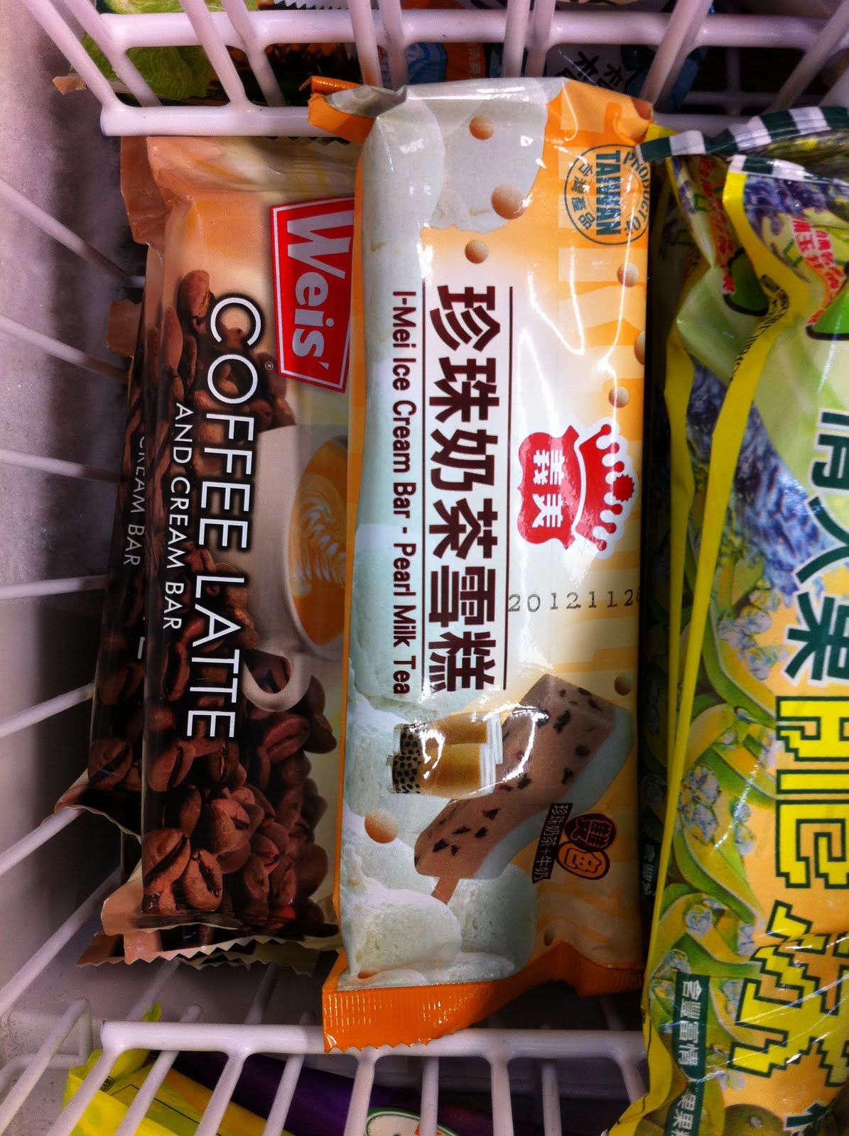 a hungry girl's guide to taipei: snapshot/dessert: pearl milk tea ...