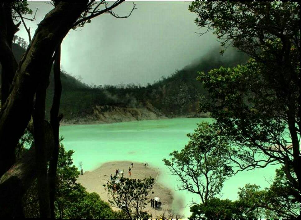 Eksotisme Kawah Gunung Patuha ~ Aktual News