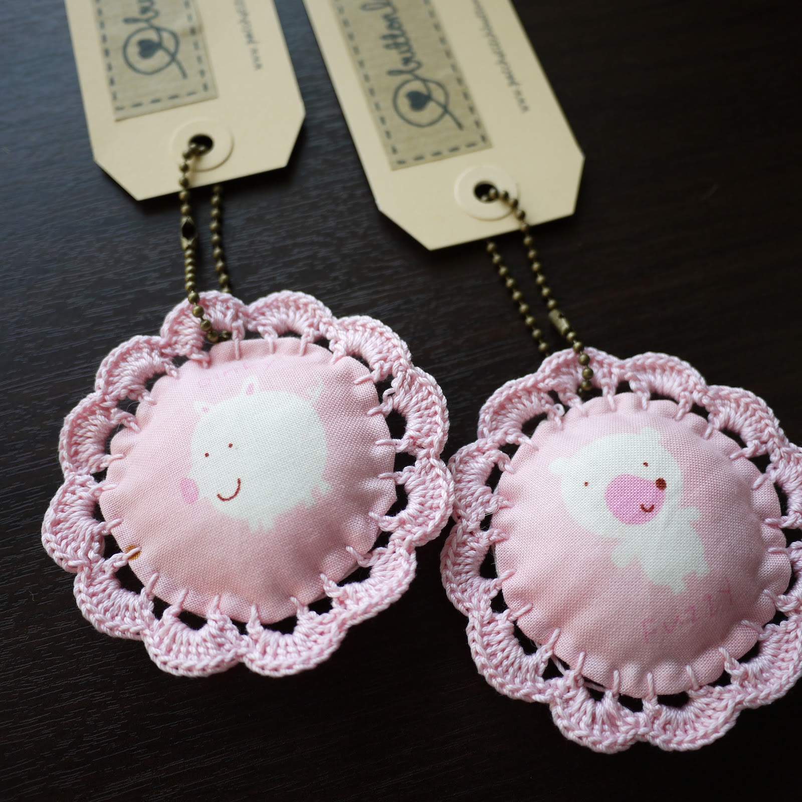 patch.stitch.button: Button Love's Pink Crochet Charms