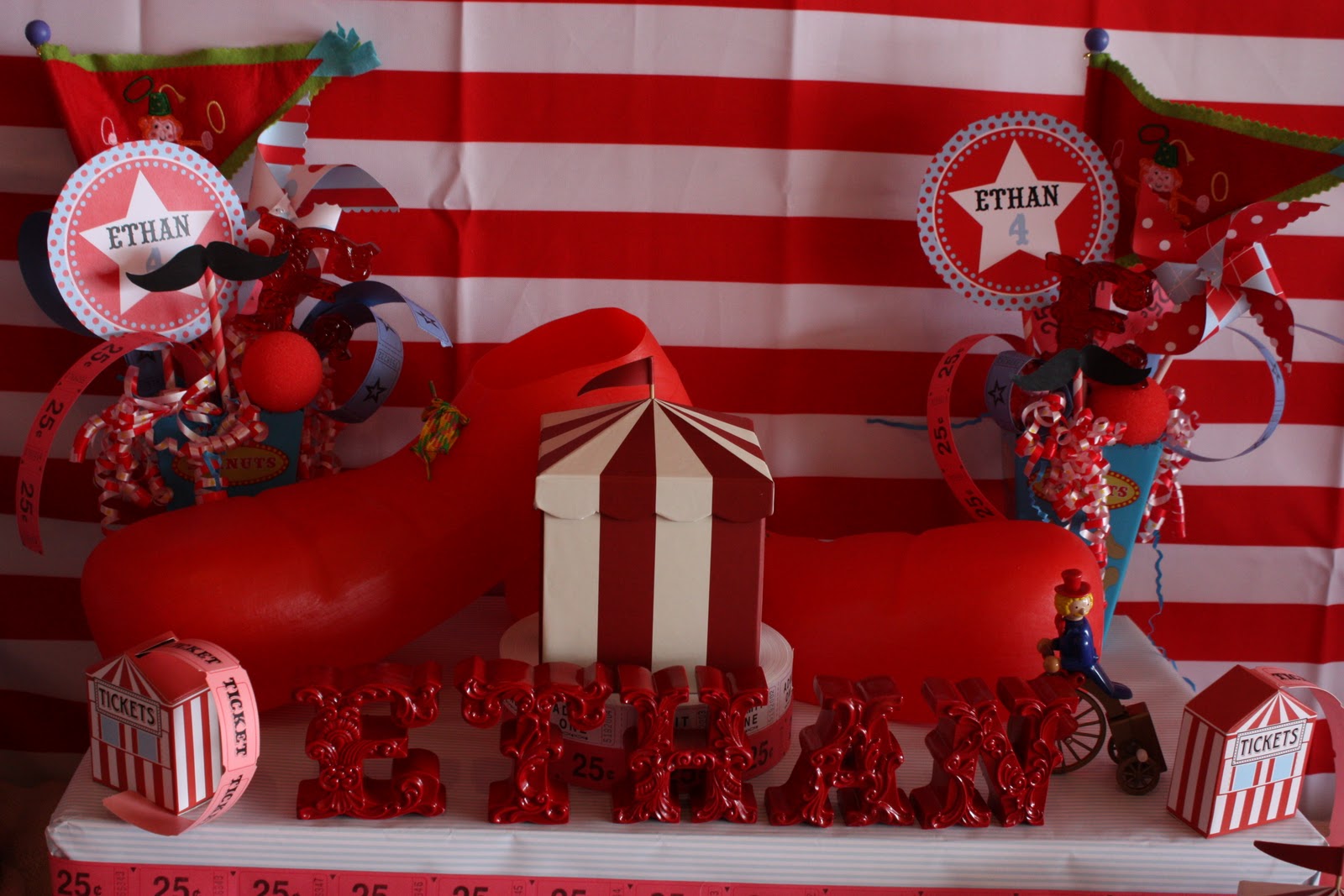 Buckets of Grace: Carnival Party Part VII - Carnival DIY Decor