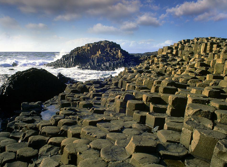 NIEZWYKŁE MIEJSCA NA ŚWIECIE : Grobla Olbrzyma, Północna Irlandia