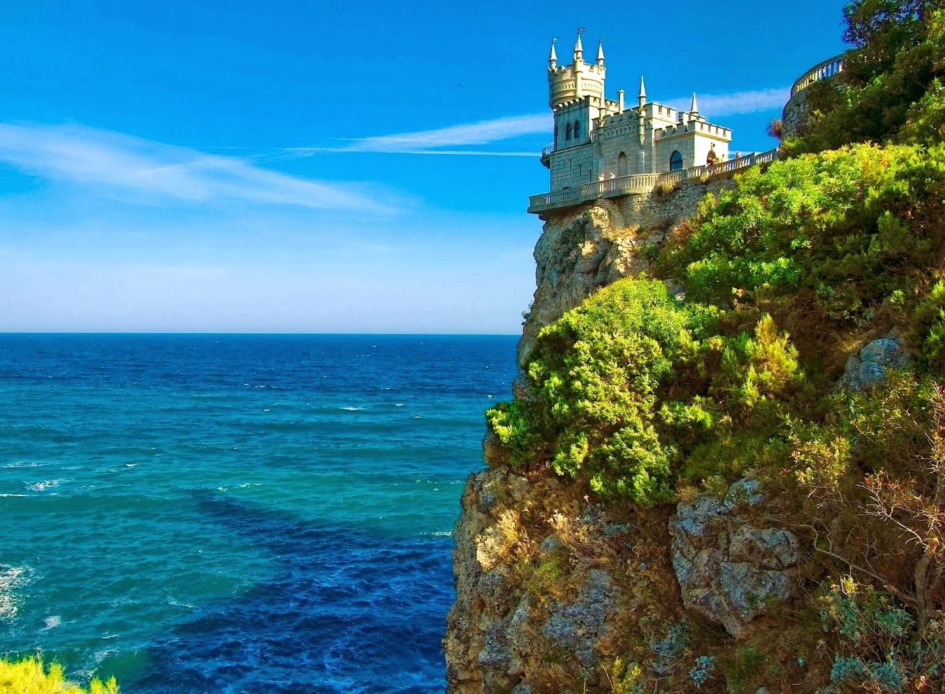 Beautiful Eastern Europe: Swallow's Nest castle, Ukraine