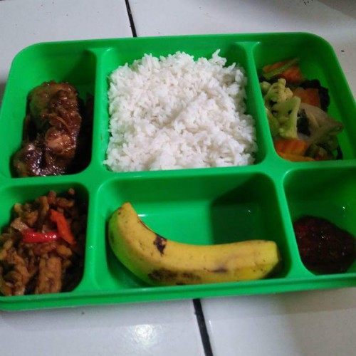 Paket Catering Makan Siang Karyawan Kantor dan Pabrik | Dpawon Catering