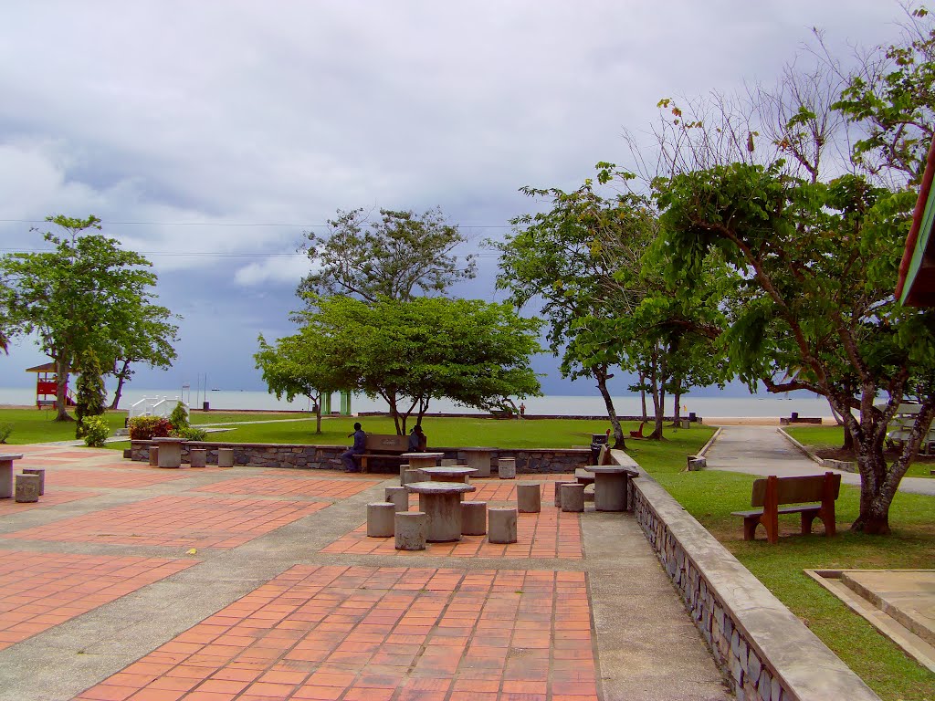 Southern Hospitality: Vessigny Beach