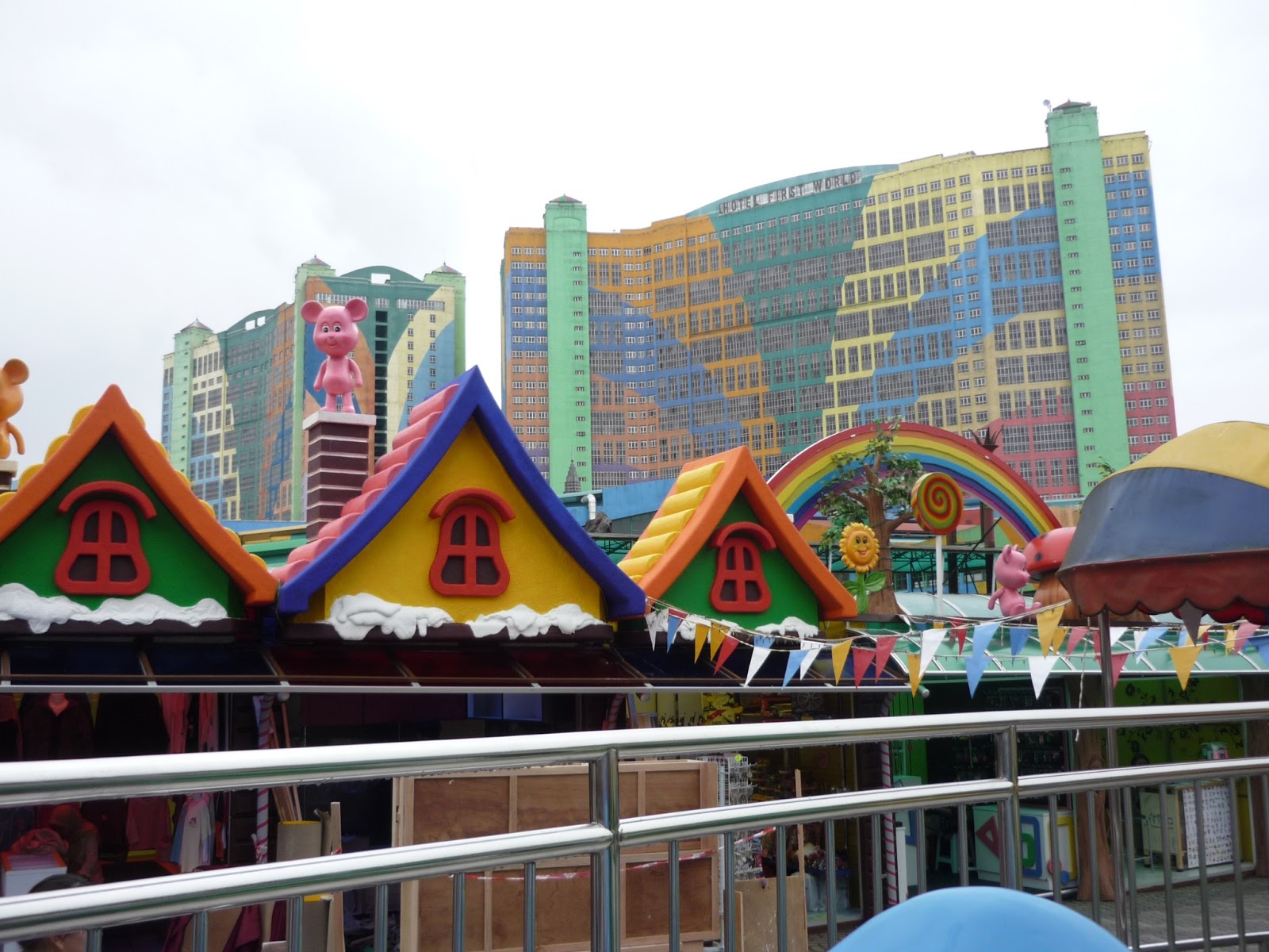 Our Journey : Penang Genting Highlands - Outdoor Theme Park Genting ...