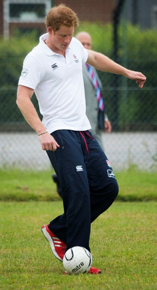 VJBrendan.com: Prince Harry Plays a Rugby Game With Children at Inspire ...