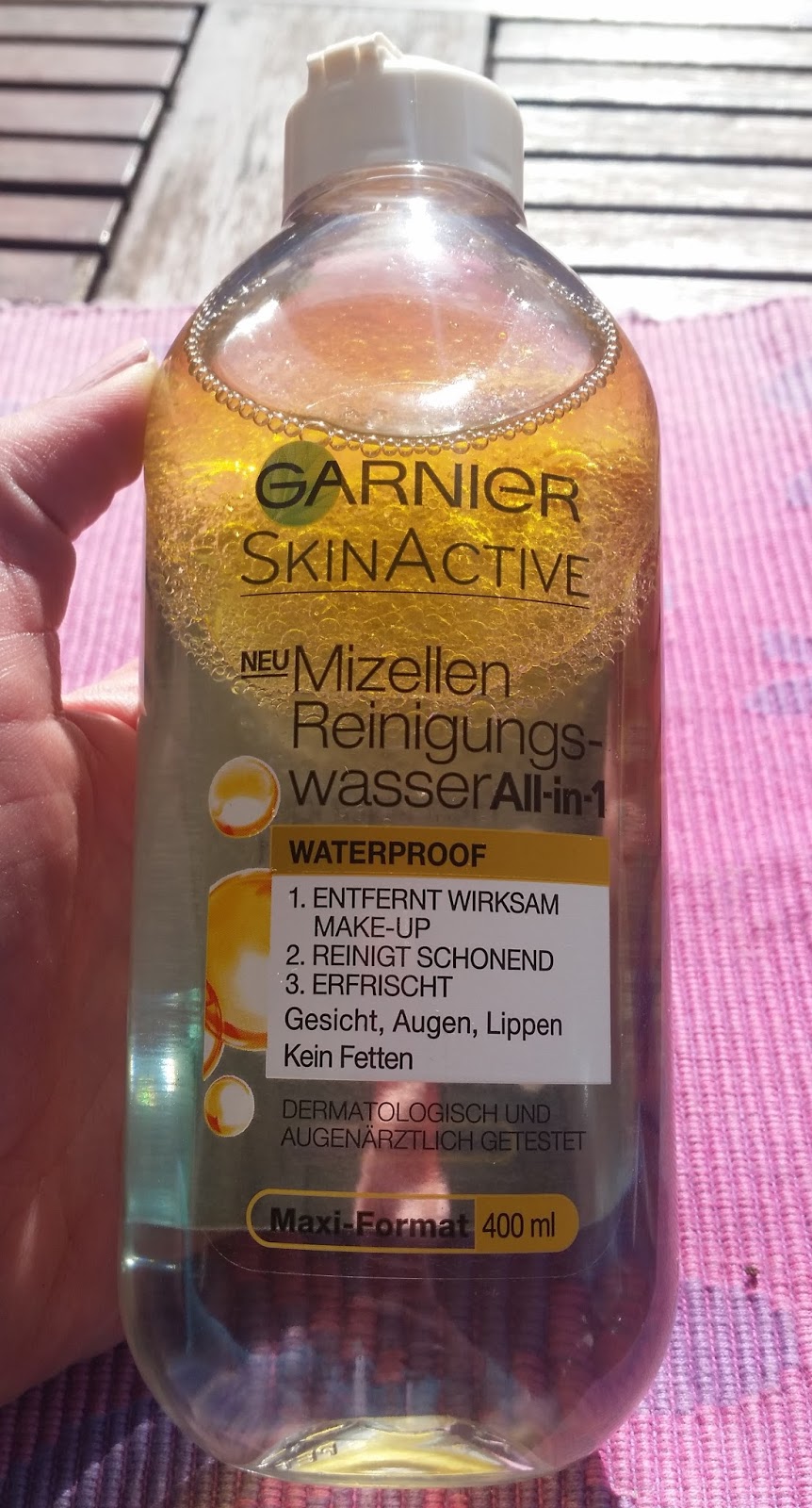 Mizellen Reinigungswasser All-in-1 Waterproof von Garnier im Test- was ...