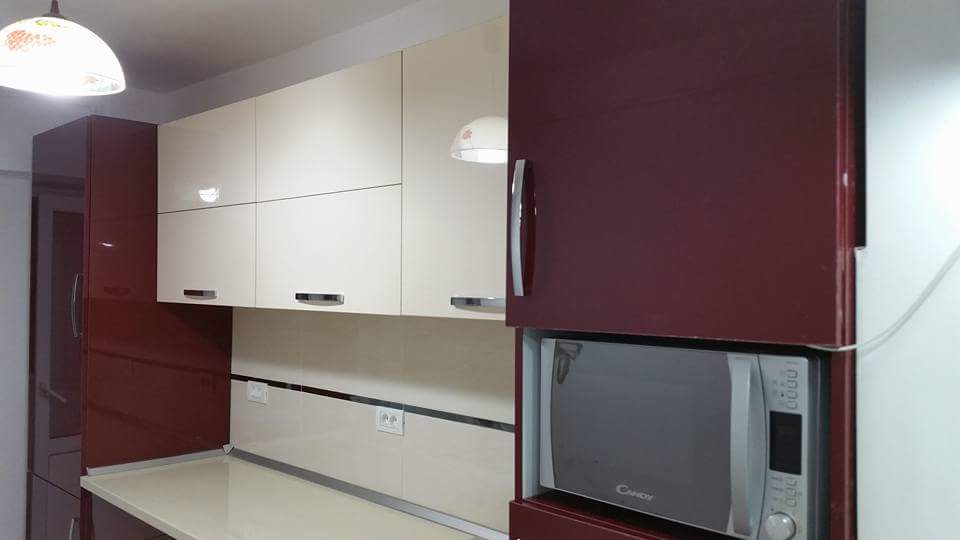 BLOGUL CU MOBILA: Bucatarie cu frigider incorporat