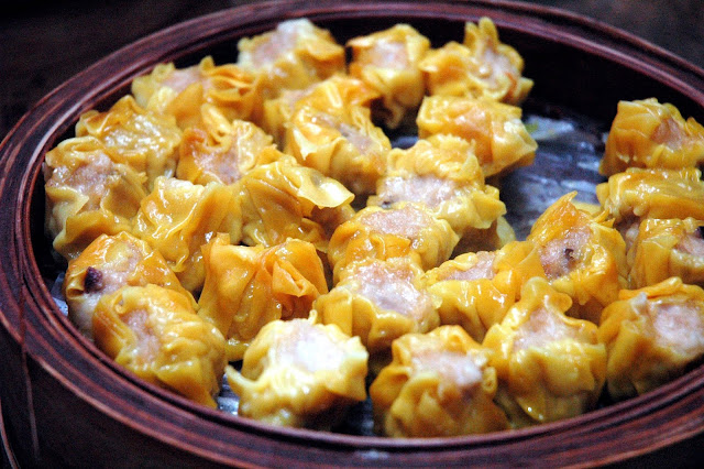 DUDE FOR FOOD: Go All-Out at Makati Shangri-La, Manila's Circles Event ...