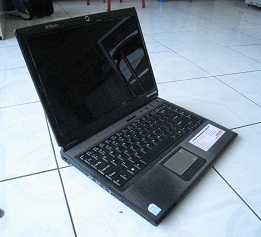 ASEMBAGUS KOMPUTER: Laptop Bekas Anote Centurion C9422 SV