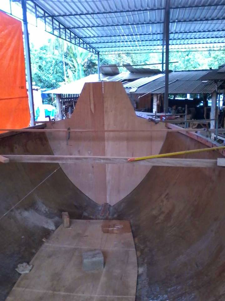 Veleiro Piá: Anteparas de proa. Já parece um veleiro!