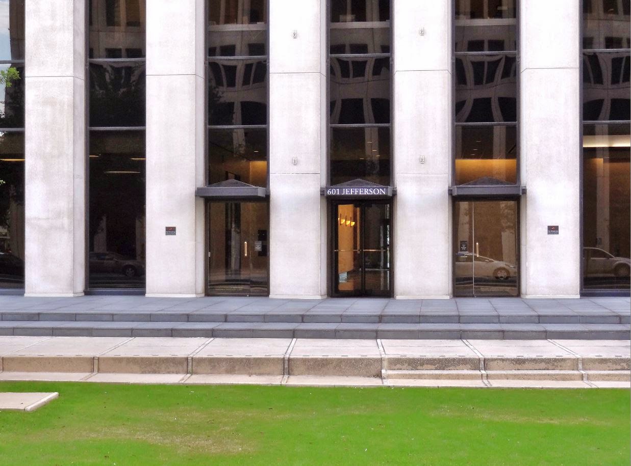 Houston in Pics: KBR Tower at The Cullen Center