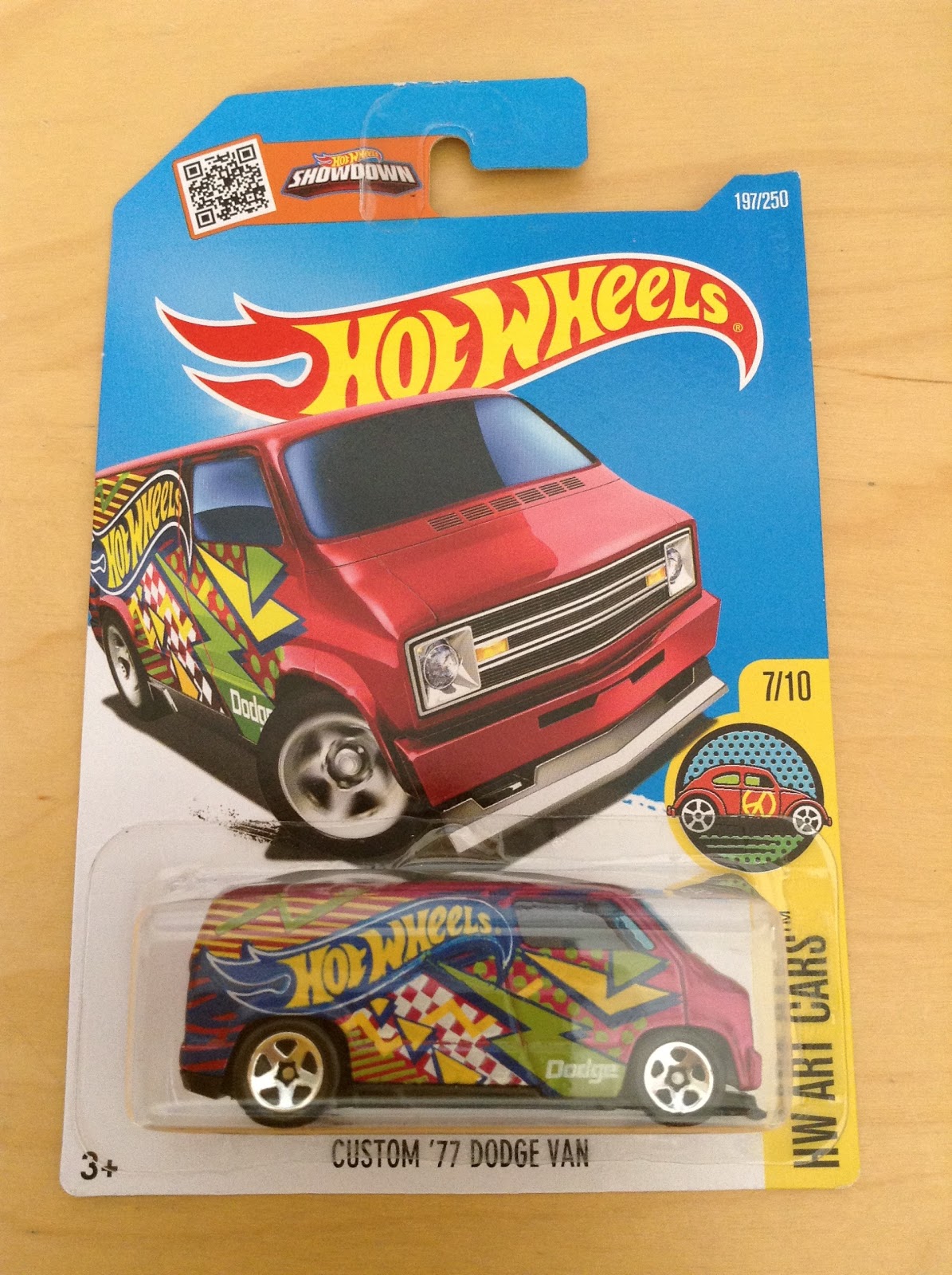 JULIAN'S HOT WHEELS BLOG: Custom 1977 Dodge Van (2016 HW Art Cars)