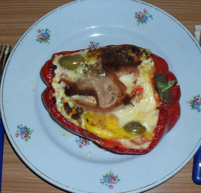 Yo No Soy Cocinero...: Morrones rellenos al horno